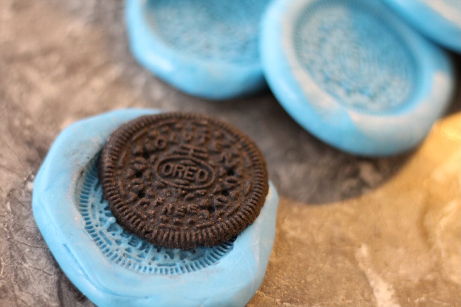 Vegan Oreos (Dairy, Gluten, Egg, Soy, & Nut Free!) - The Allergy ...