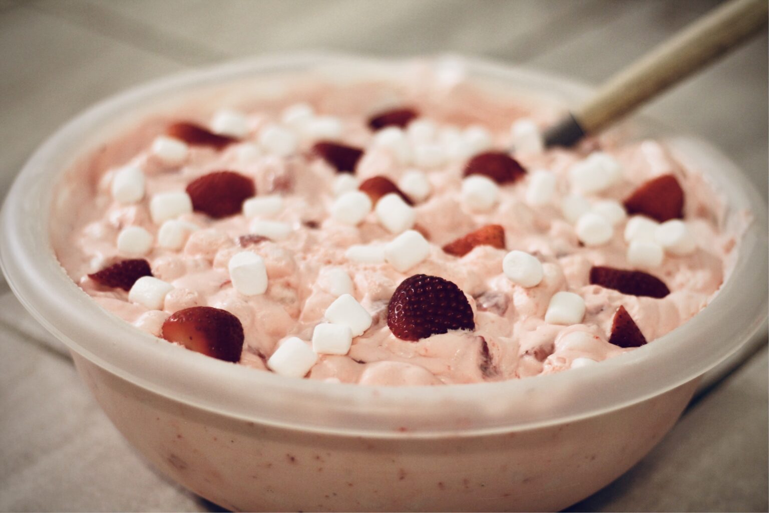 Vegan Strawberry Fluff (Jello Salad, Pink Cloud) *No Nuts or Soy! - The ...